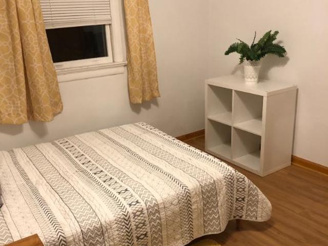 FURN ROOM INCLUDING internet and laundry CTR RVAVC