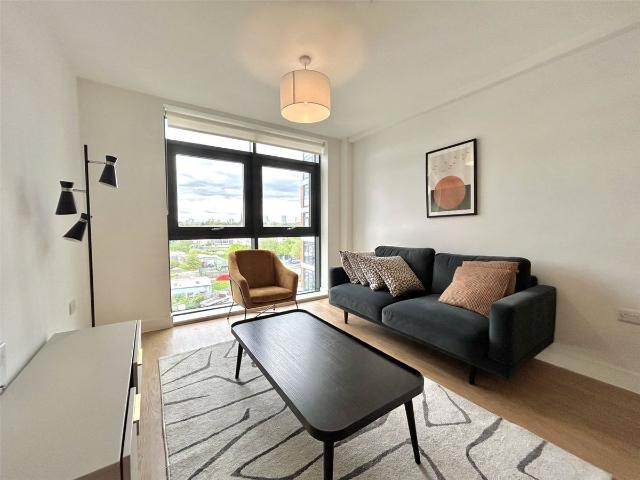 Furness Quay, Grapnel Apartments, Salford M50, 2 bed flat to rent, £1,350 pcm | PrimeLocation