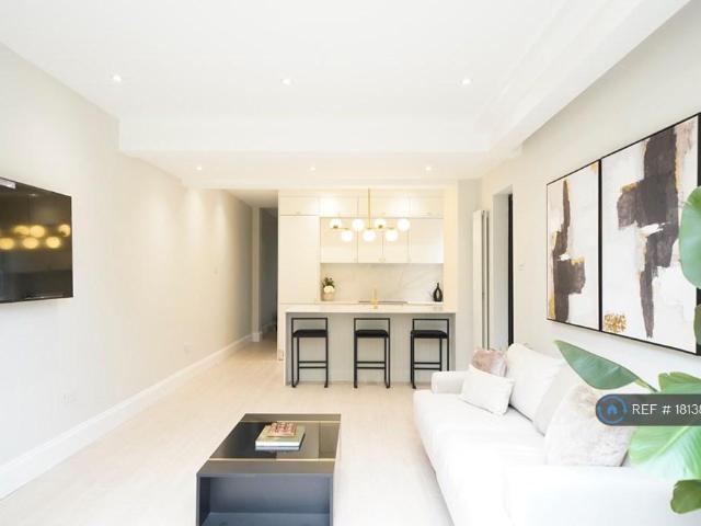 Furness Road, London, NW10 2 bed flat to rent £3,250 pcm £750 pw