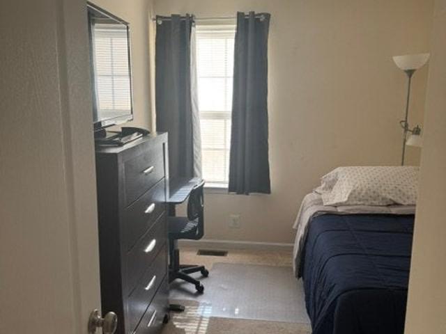 Furnished 3rd_Floor Room w Private Bath & All Uti
