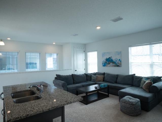 Furnished 1 Bed Bath Single Family Home in Saint C