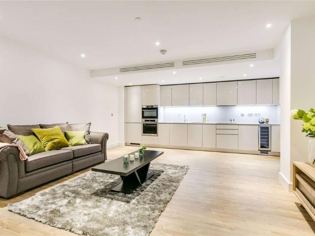 Furnished 1 bed flat located on Wandsworth Road
