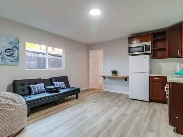 Furnished 1 Bedroom Casita