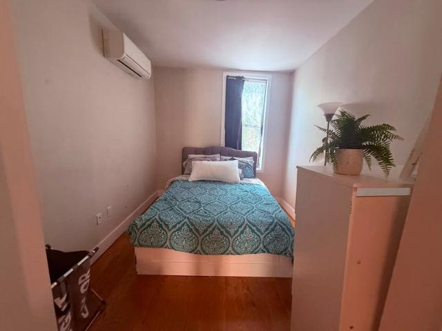 Furnished 1 Bedroom in a 2 Bedroom Apartment