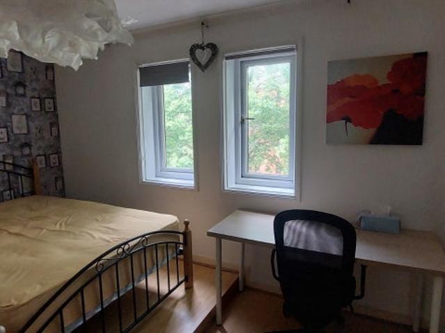 Furnished 1 bhk flat near Glasgow city centres