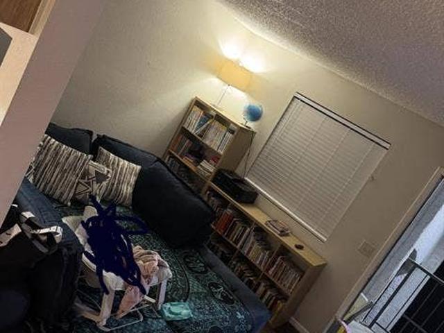 Furnished 1B/1B. $1,000/mo