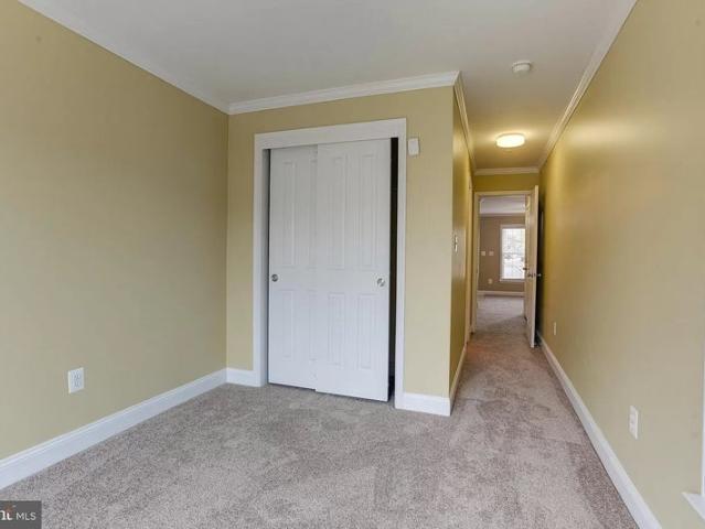 Furnished 1BR wShared Bath in Camden Crossing Tow
