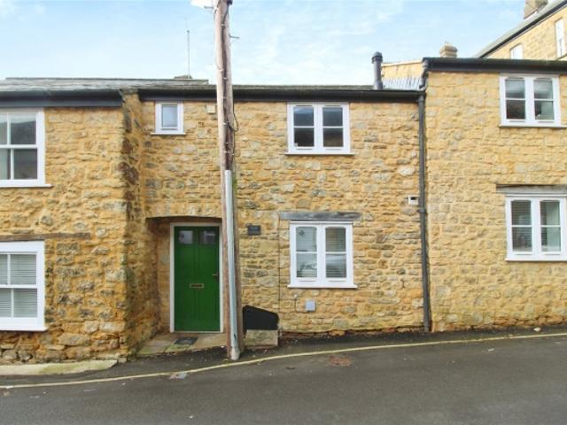 Furnished 2 Bed Terraced House