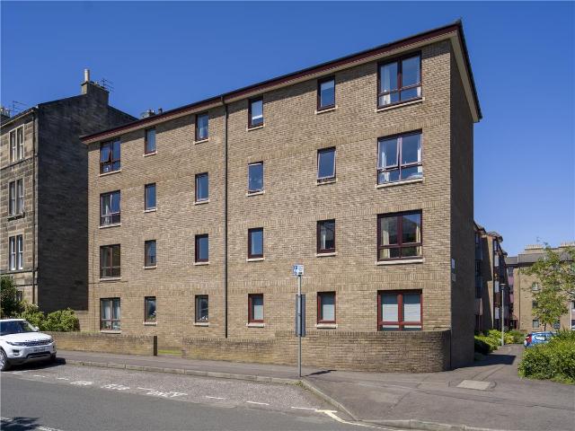 Furnished 2 bedroomed flat