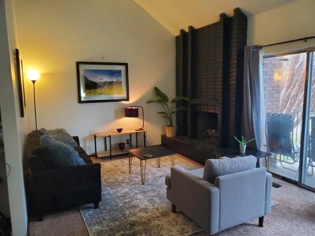 Furnished 2BdBa Ideal for Single Professional