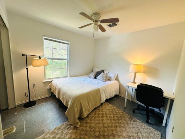 Furnished, ALL bills paid, SE Austin 78744