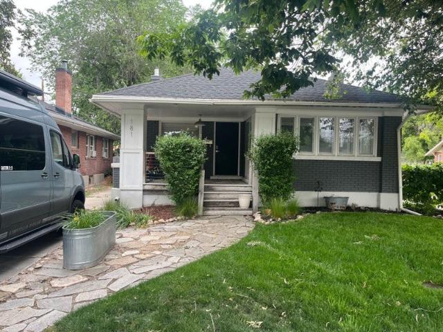 Furnished Basement Suite in Liberty Park Bungalow