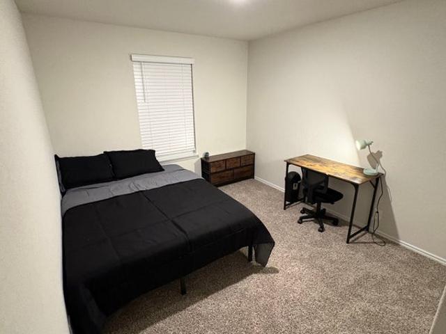 Furnished Bedroom | Fiber Internet | Near Lacklan