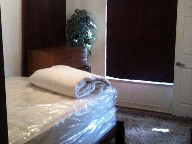 Furnished bedroom for male in Hollywood
