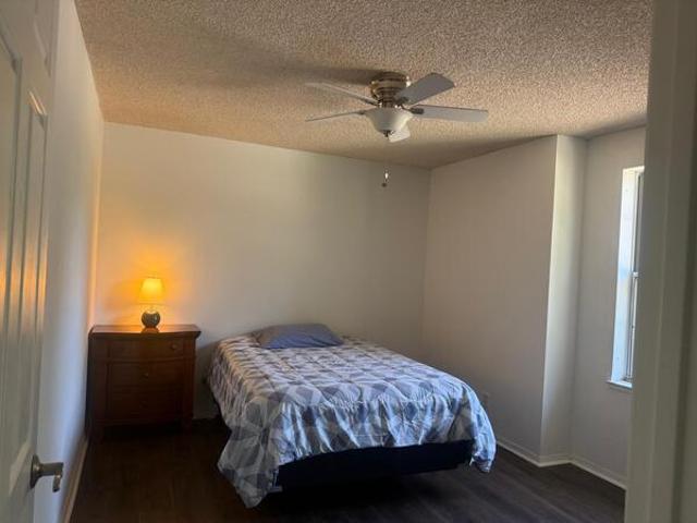 Furnished Bedroom for Rent in North Fresno Near St. Agnes & Woodward Park