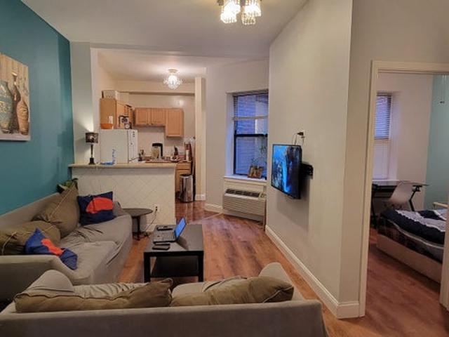 Furnished bedroom in best part of DC