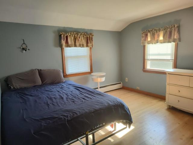 Furnished Bedroom in quiet neighborhood