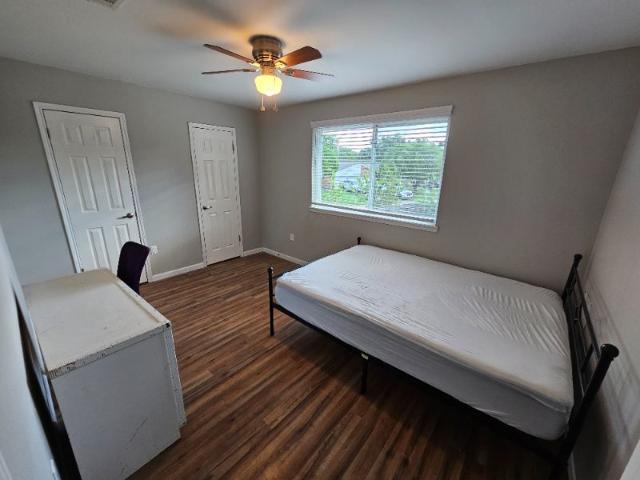 Furnished Bedroom Room in West Houston