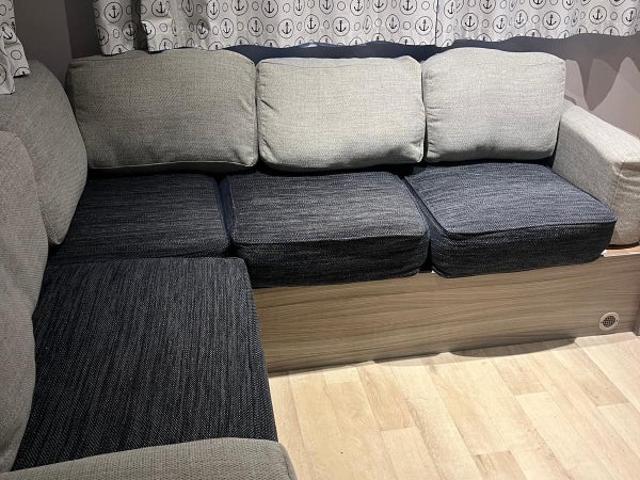 Furnished One Bedroom Annex for Rent – Shawlands