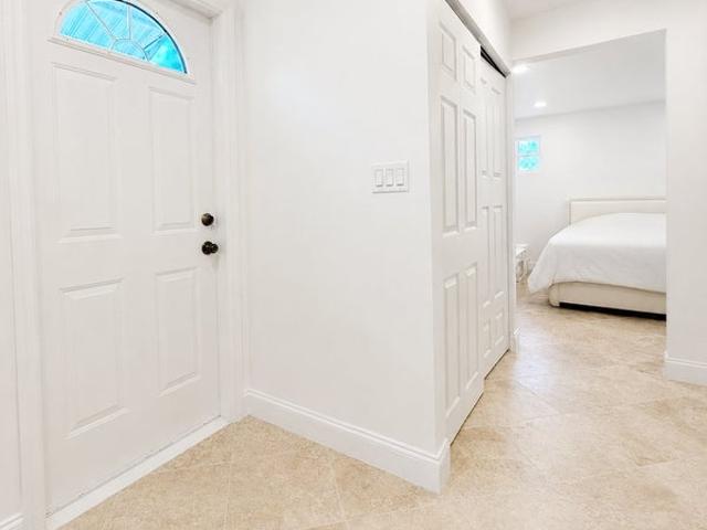 Furnished Luxury Room for Rent with Private Entran