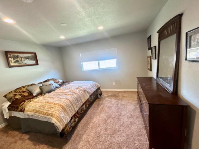 FURNISHED Master Bedroom | Garage Gym | MILITARY