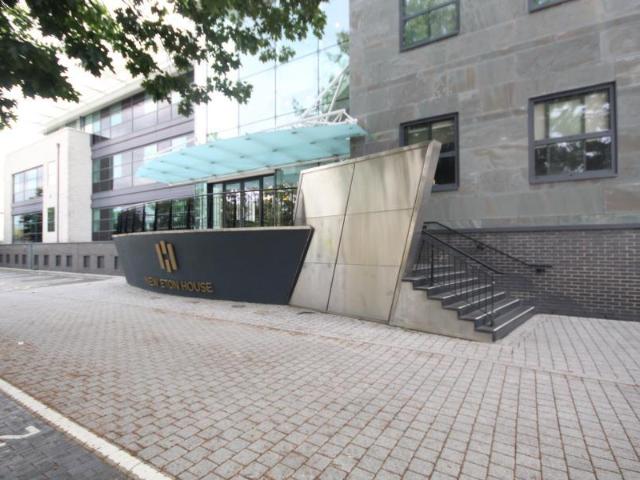 Furnished New Eton House, Bath Rd. 1 bed apartment to rent £1,150 pcm £265 pw