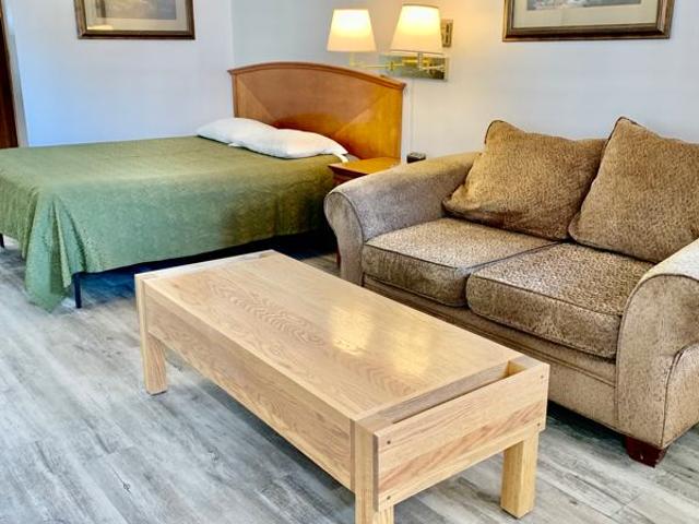Furnished Studio Apartment
