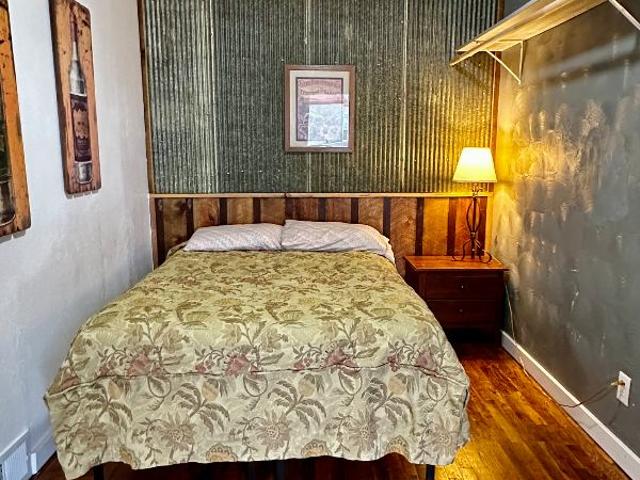 Furnished Studio Apartment Available Now