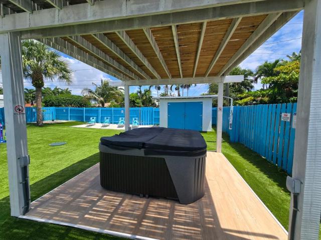 Furnished Studio apartment + Jacuzzi