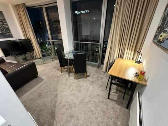 Furnished Studio Flat The Rotunda Bham City Centre