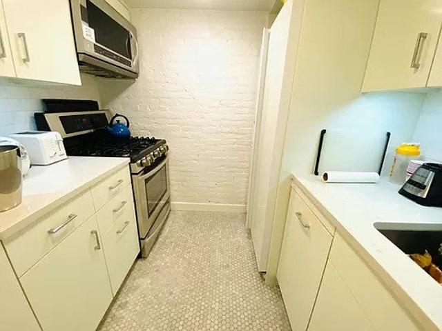 Furnished Studio in the Heart of Midtown