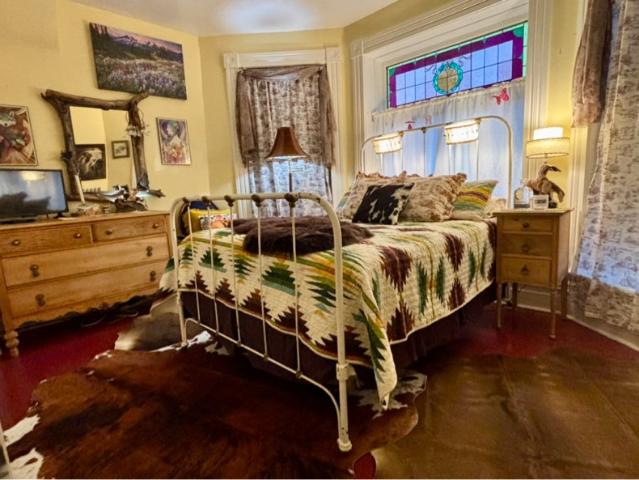 Furnished Studio Style Room w Kitchenette_Tempora