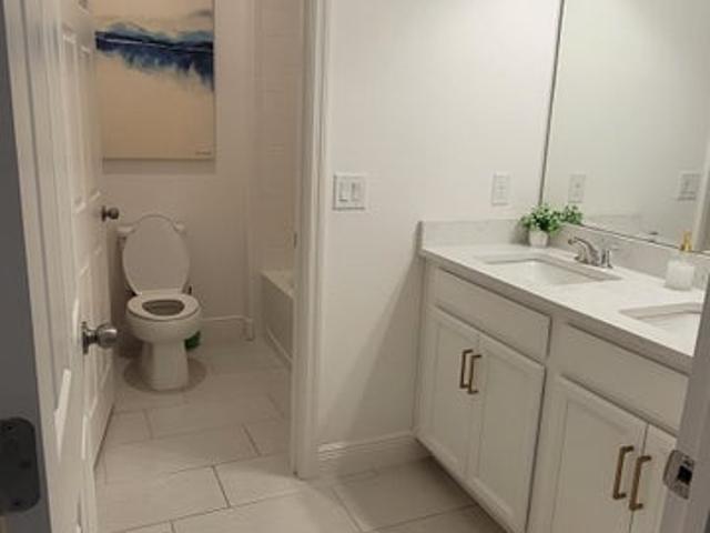 Furnished Private bedroom & bathroom
