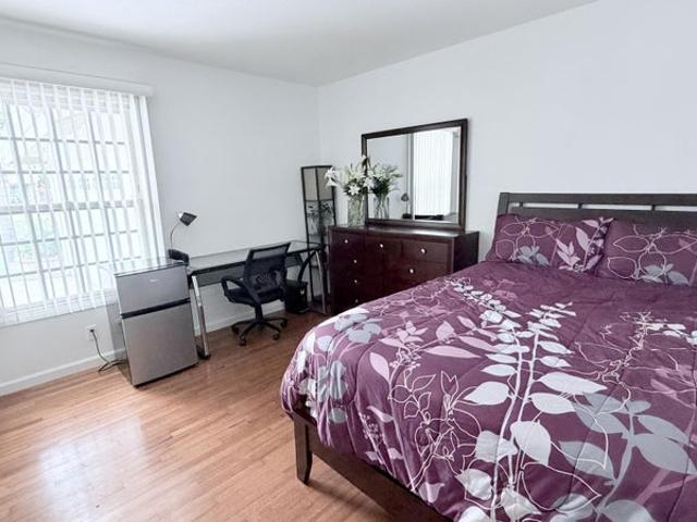Furnished private room near CSULB, GWCC, SealBeach