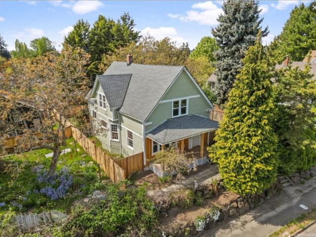 Furnished Private Room Near Tacoma Mall – All Incl