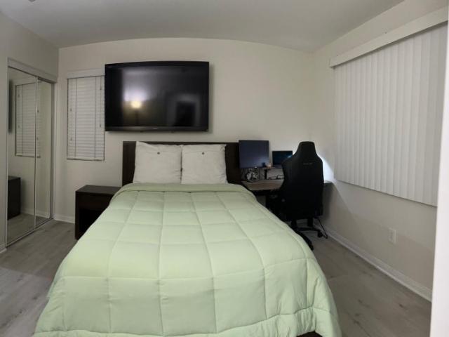 Furnished Private Room /Attached Bathroom – Female