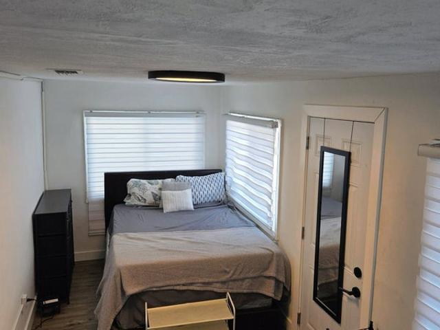 Furnished Private Room Available