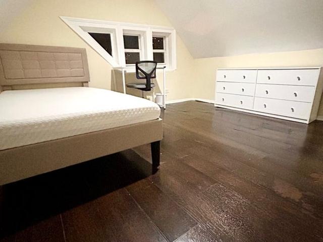 Furnished Private Room for Rent in North Newark