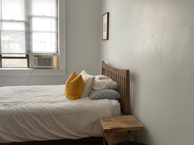 Furnished Private Room in Hamilton Heights