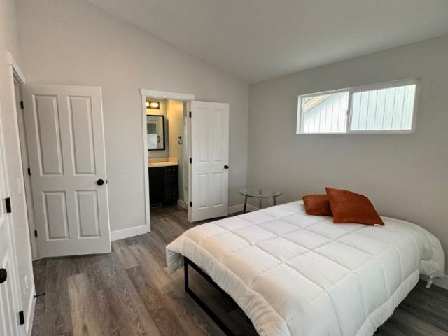 Furnished Private Room + Private Bath in Midvale