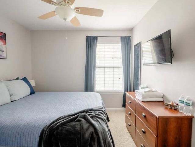 Furnished Private Room – Wi Fi & Bills Included