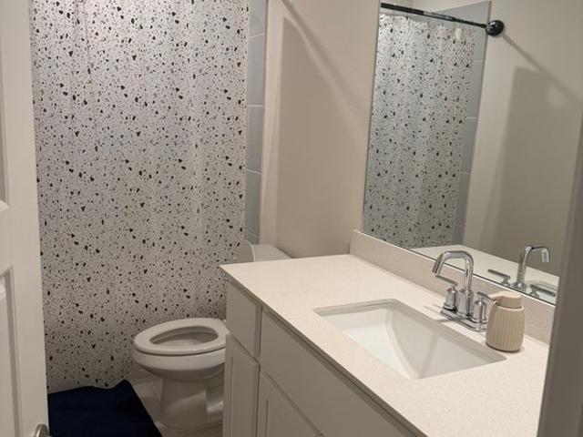 Furnished Private Room with Private Bathroom