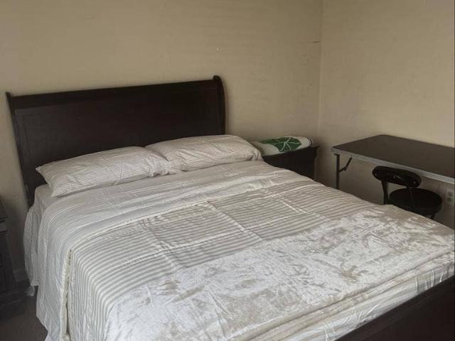 Furnished private room