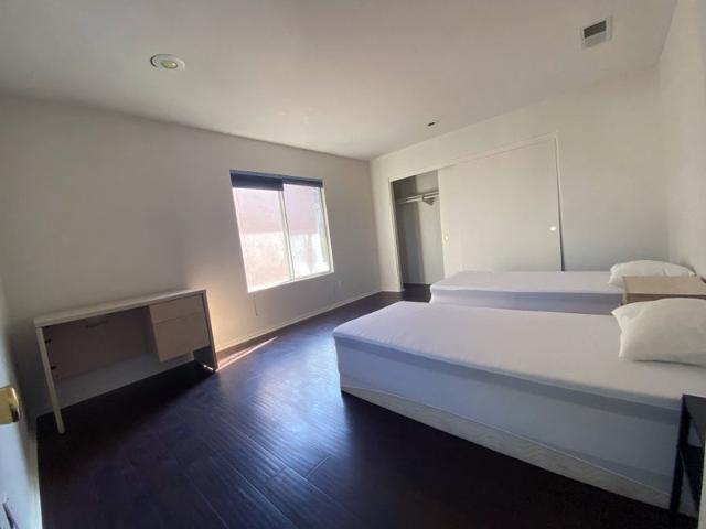 Furnished private rooms near colleges