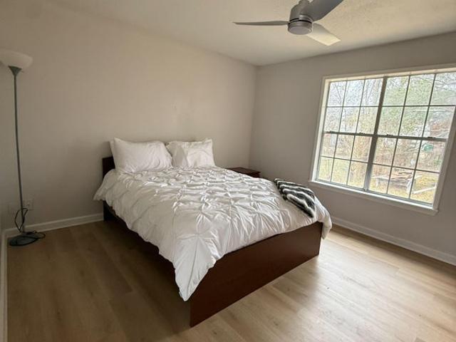 ️ Furnished Private Suite Near Hobby Airport | Uti