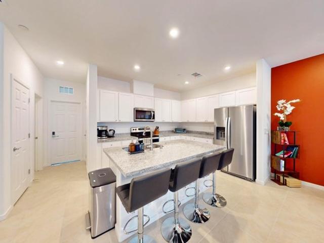 Furnished Private Suite/Office in Southwest LV