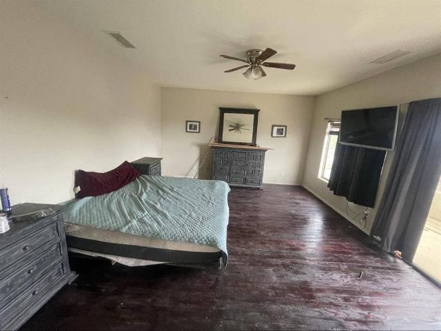 Furnished Rms master and reg Laveen