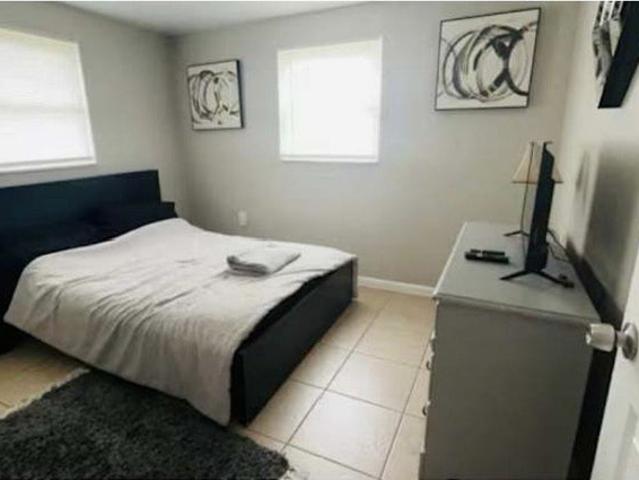 Furnished room