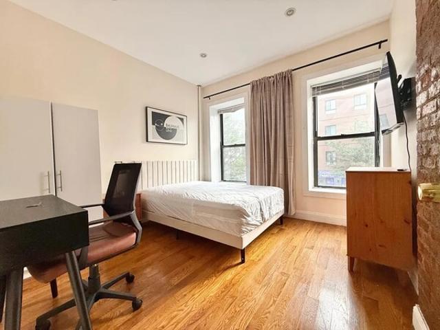 Furnished room, 18 Minutes to Manhattan #801
