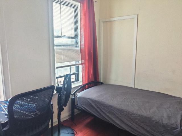Furnished Room | 2 Min Walk to E/F/M/R/7 | Wi Fi